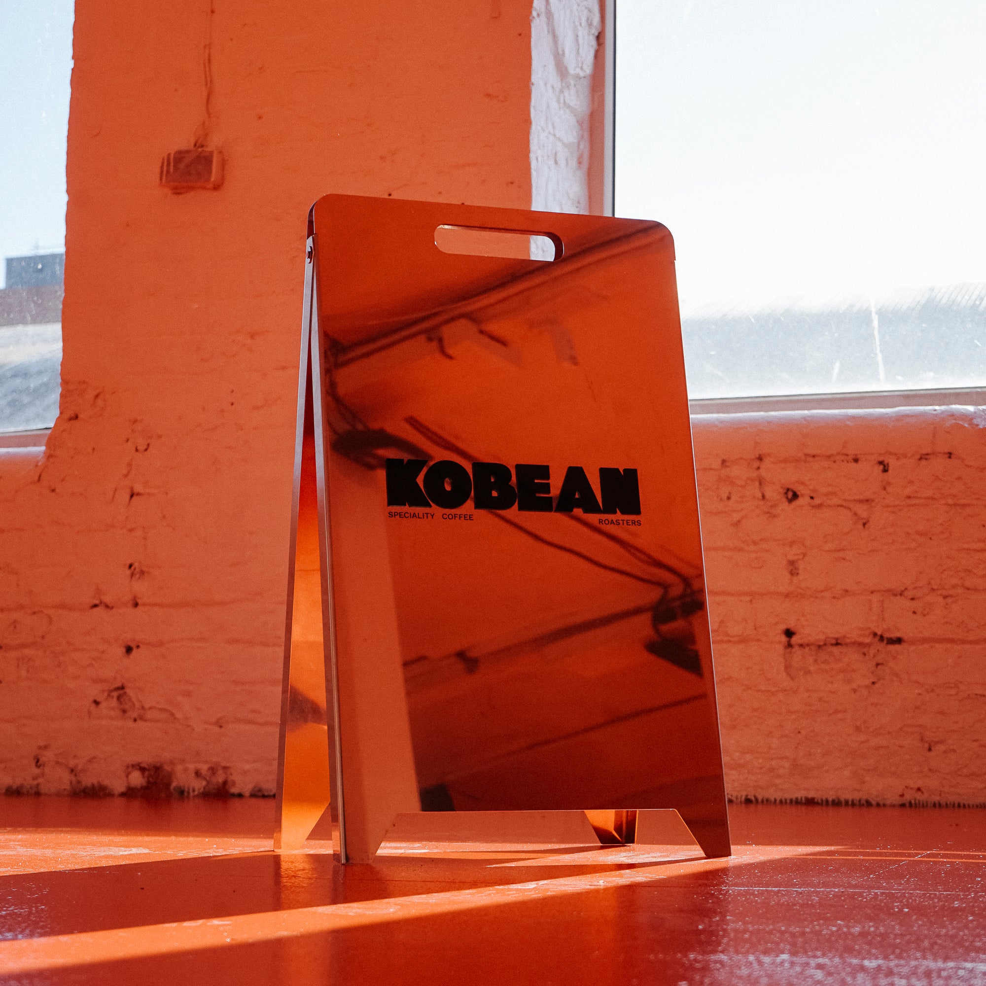 Mirrored A board – Lightabox