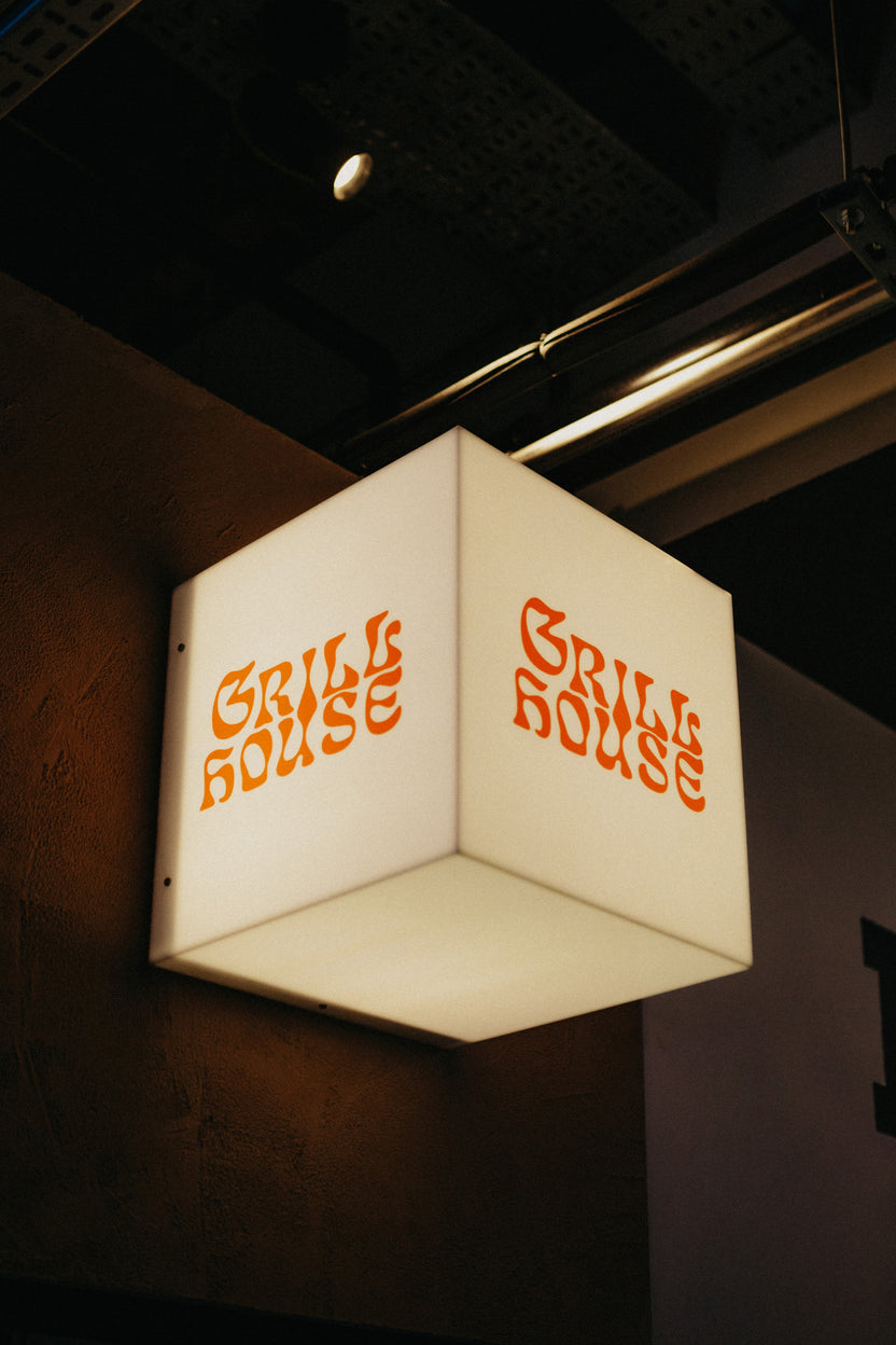 Borderless Cubes – Lightabox